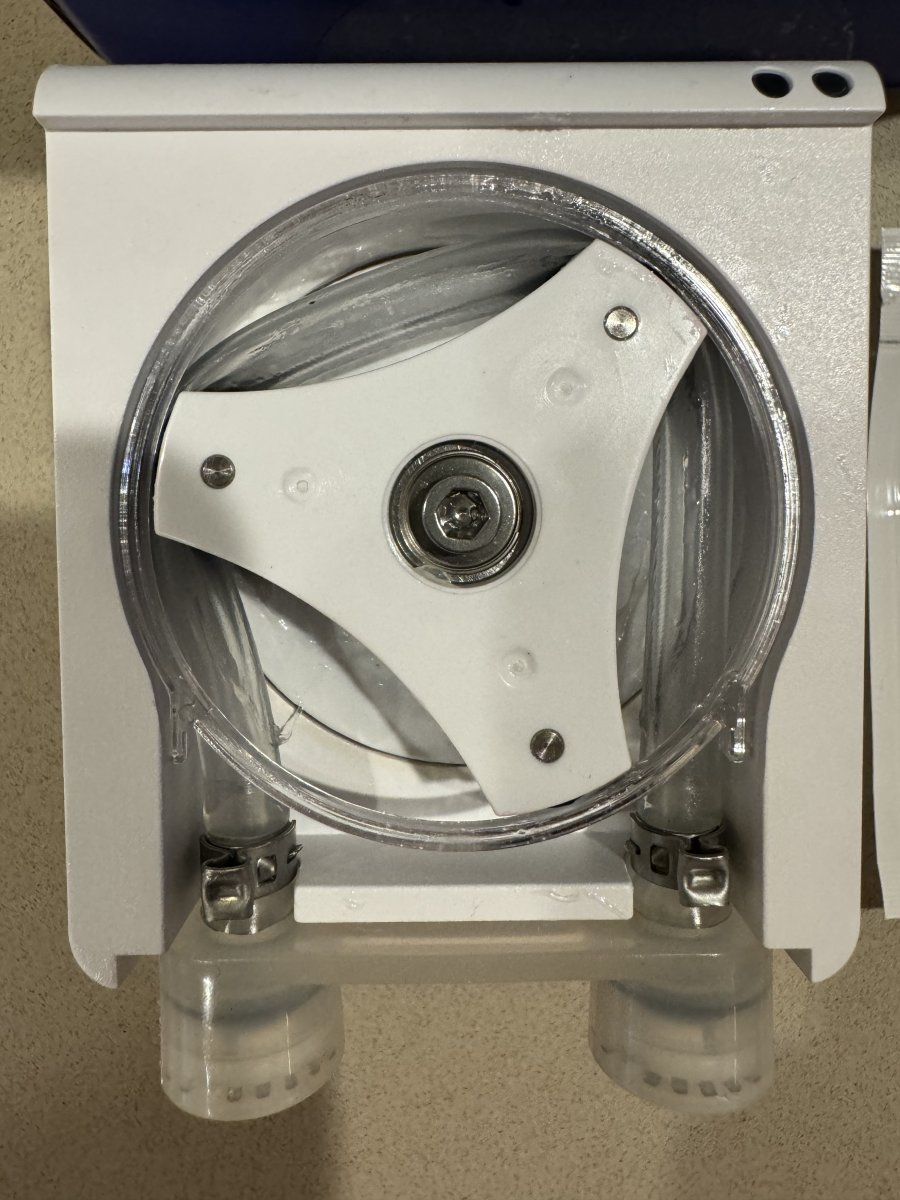 Illinois - Dosing - Dry Goods - SOLD - EcoTech Versa Dosing Pump ...