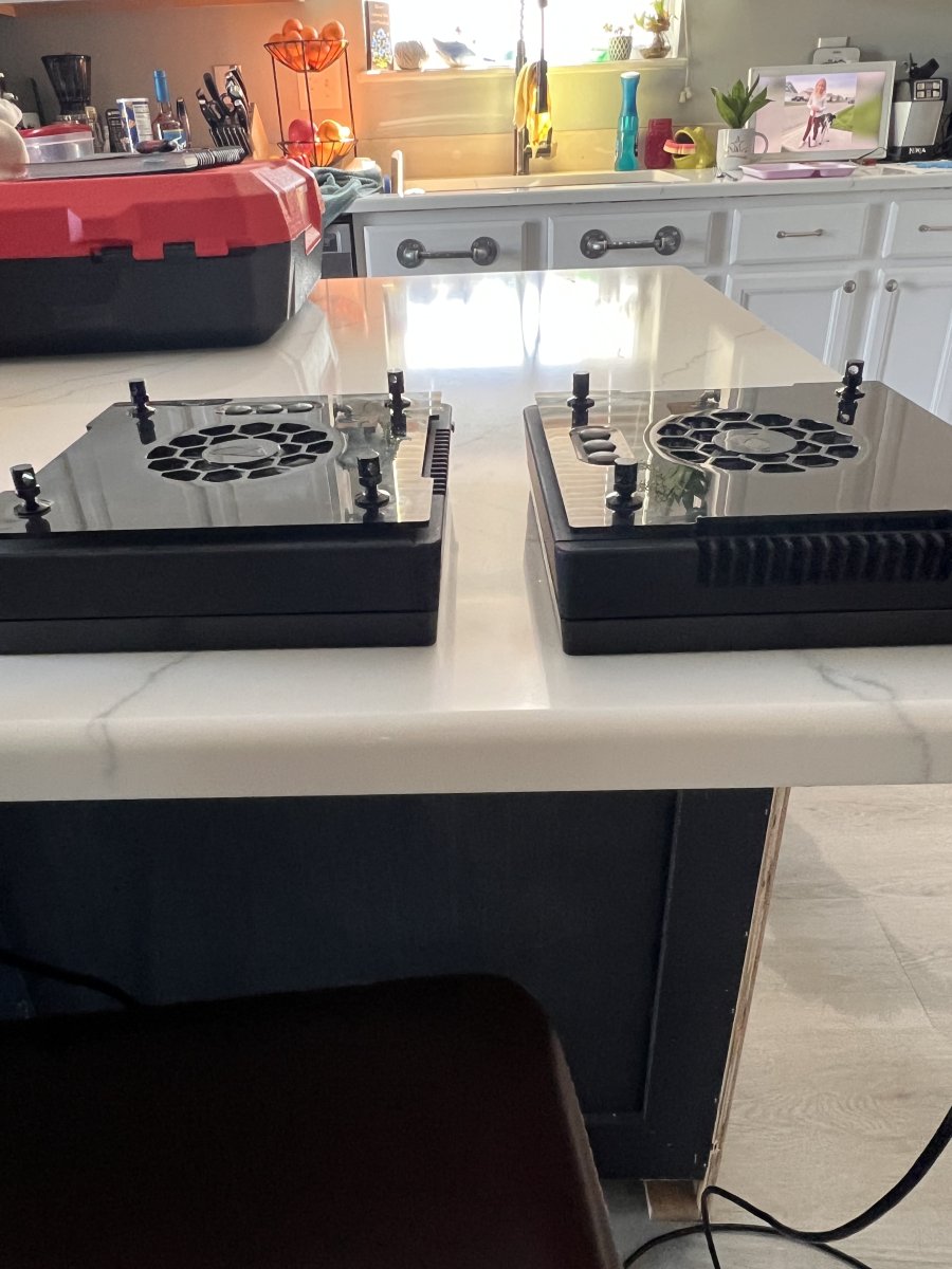 Ohio - Lighting - SOLD - Pair of Ecotech radion xr15 g4 pros with arm ...