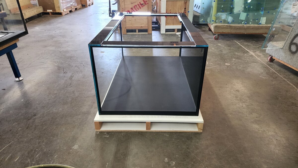 Dry Goods - Tank + stand for sale $1,500 (Chicagoland) | Reef2Reef