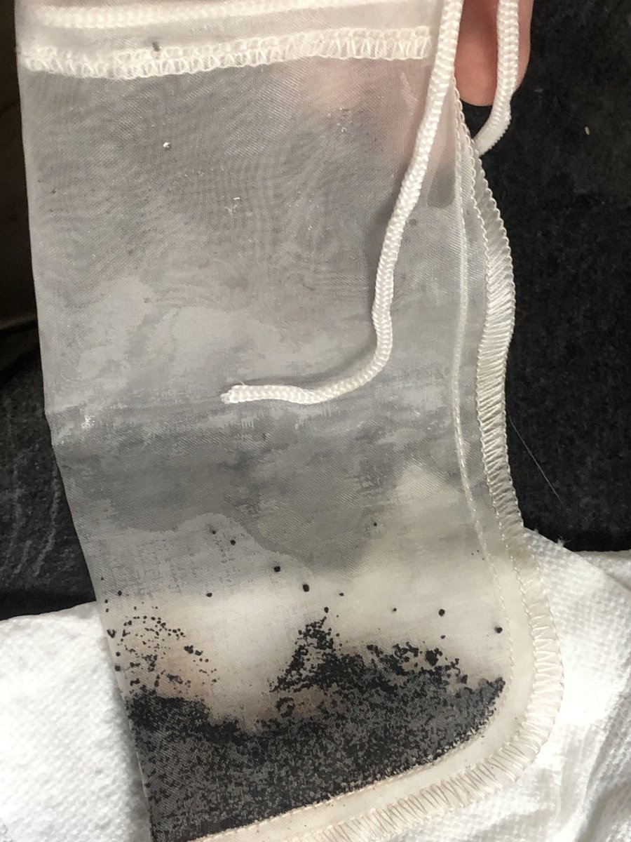 GFO bleeding through mesh bag | Reef2Reef